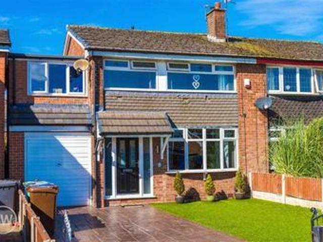 3 Bedrooms Semi detached house for sale in Townson Drive, Leigh, Lancashire WN7