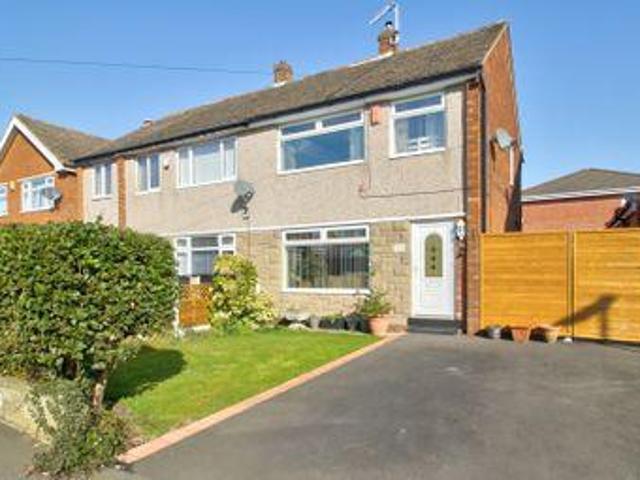 3 Bedrooms Semi detached house for sale in Toll Bar Drive, Sheffield S12