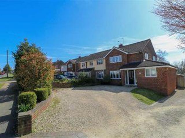 3 Bedrooms Semi detached house for sale in Toms Lane, Kings Langley WD4
