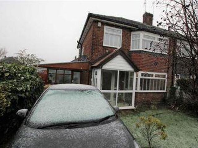 3 Bedrooms Semi detached house for sale in Tong Road, Little Lever, Bolton BL3