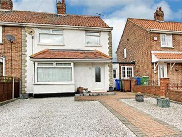 3 Bedrooms Semi detached house for sale in The Oval, Brough, East Yorkshire HU15