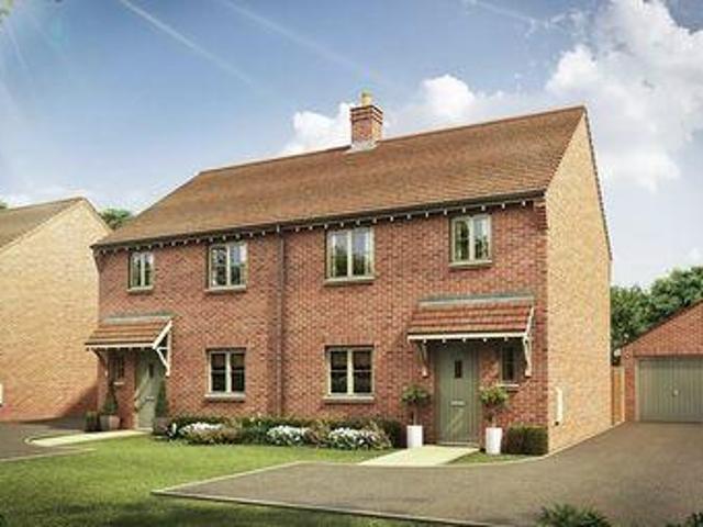 3 Bedrooms Semi detached house for sale in The Abbey, Bedford Road, Houghton Fields, Milton Keynes MK45