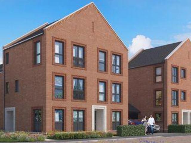 3 Bedrooms Semi detached house for sale in The Brownlee, Tower View, Kings Hill, Kent ME19