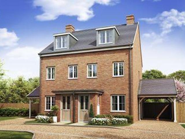 3 Bedrooms Semi detached house for sale in ´´The Souter´´ at High Street, Newington, Sittingbourne ME9