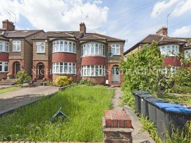 3 Bedrooms Semi detached house for sale in The Vale, Southgate, London N14