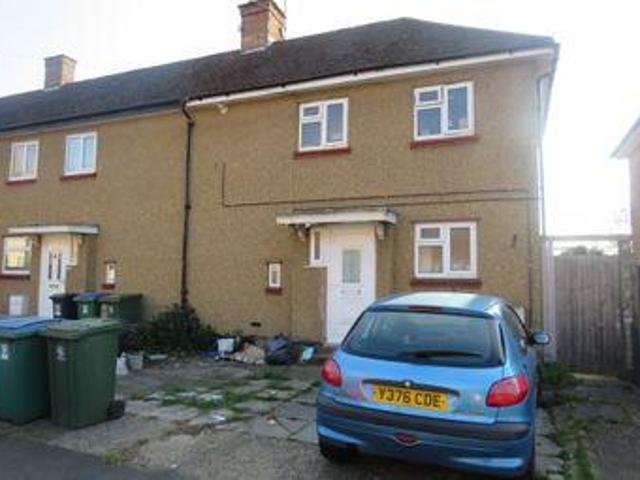 3 Bedrooms Semi detached house for sale in Thorpe Crescent, Watford WD19