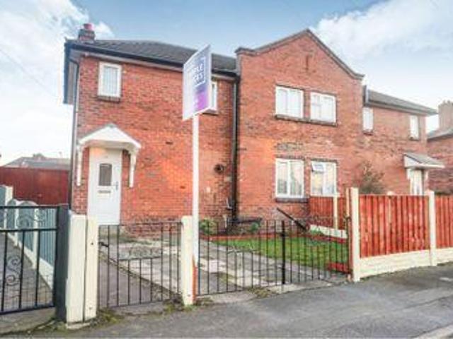 3 Bedrooms Semi detached house for sale in Throstle Terrace, Leeds LS10