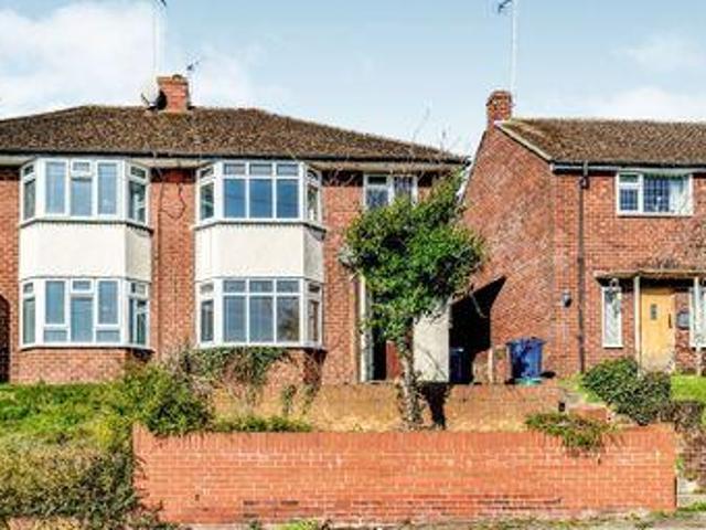 3 Bedrooms Semi detached house for sale in Tilling Crescent, High Wycombe HP13