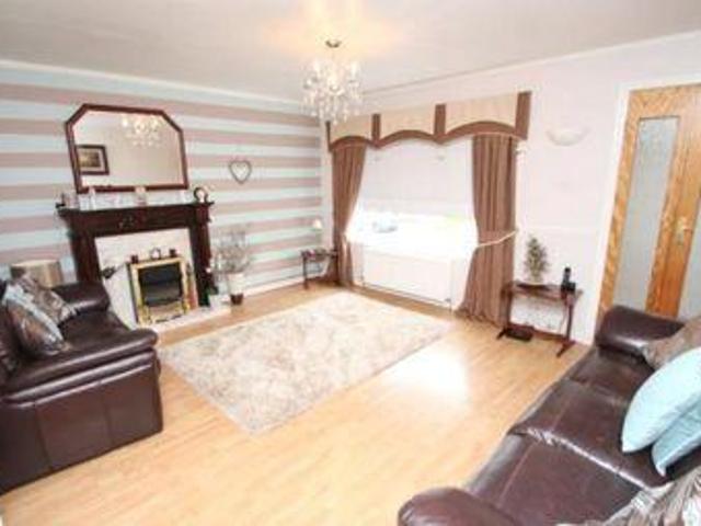 3 Bedrooms Semi detached house for sale in Tillycairn Drive, Garthamlock, Glasgow G33