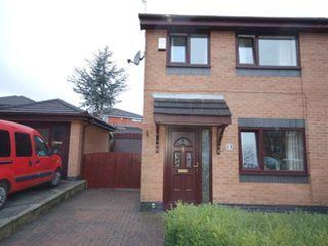 3 Bedrooms Semi detached house for sale in Tresco Close, Blackburn BB2