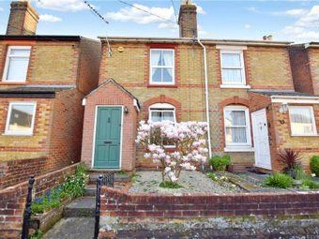 3 Bedrooms Semi detached house for sale in Trinity Road, Halstead, Essex CO9