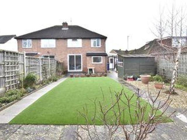 3 Bedrooms Semi detached house for sale in Two Hedges Road, Bishops Cleeve, Cheltenham GL52