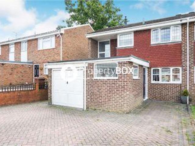 3 Bedrooms Semi detached house for sale in Tyler Drive, Gillingham ME8