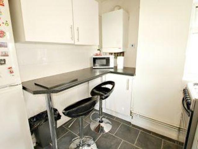 3 Bedrooms Semi detached house for sale in Tyne Street, Bradford, West Yorkshire BD3