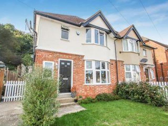 3 Bedrooms Semi detached house for sale in Underwood Road, High Wycombe HP13