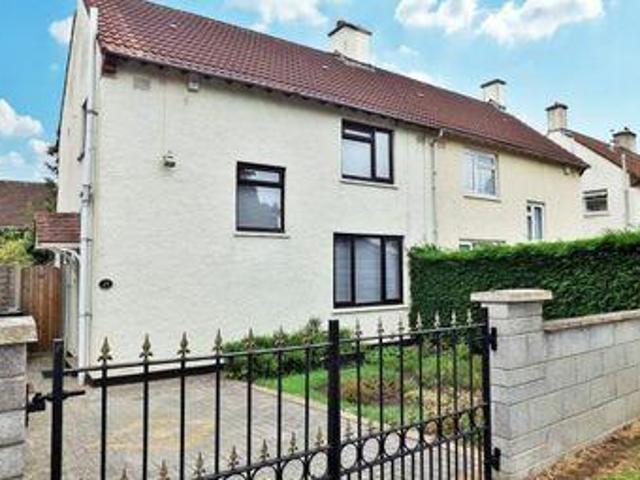 3 Bedrooms Semi detached house for sale in Ullswater Road, Southmead, Bristol BS10