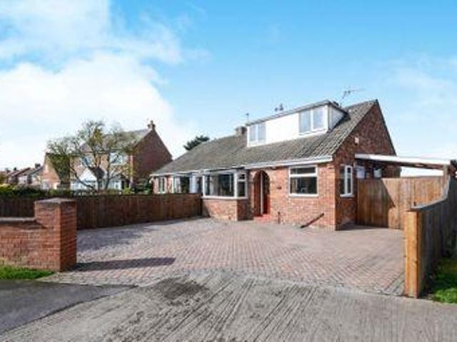 3 Bedrooms Semi detached house for sale in Usher Lane, Haxby, York YO32