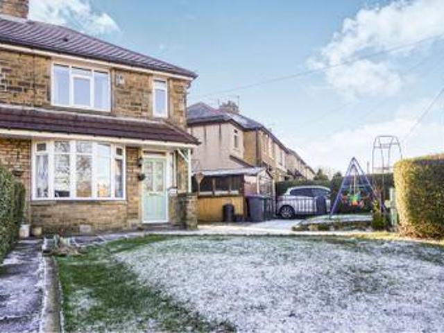 3 Bedrooms Semi detached house for sale in Vale Grove, Queensbury BD13