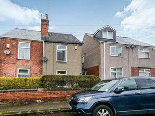 3 Bedrooms Semi detached house for sale in Valley Road, Chesterfield S41