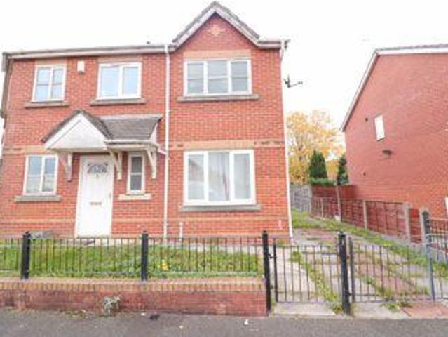 3 Bedrooms Semi detached house for sale in Venture Scout Way, Manchester M8