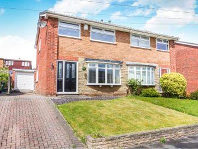 3 Bedrooms Semi detached house for sale in Victoria Road, Wigan WN4