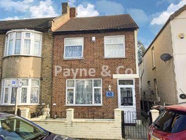 3 Bedrooms Semi detached house for sale in Victoria Road, Barking IG11