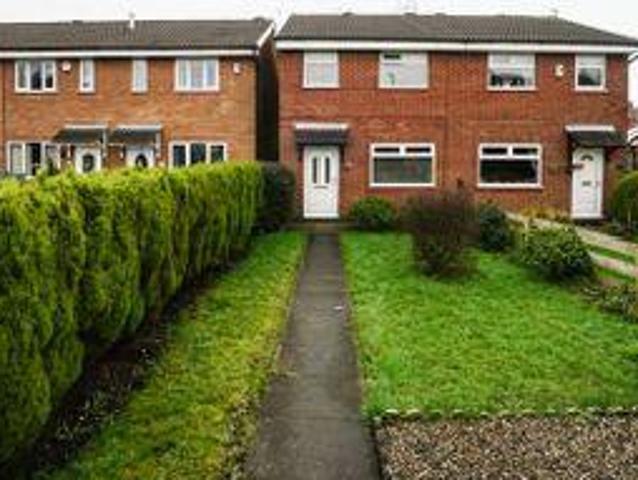3 Bedrooms Semi detached house for sale in Yarrow Grove, Horwich, Bolton BL6