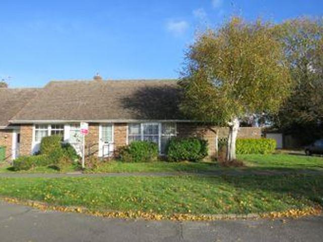 3 Bedrooms Terraced bungalow for sale in Blue Haze Avenue, Seaford BN25
