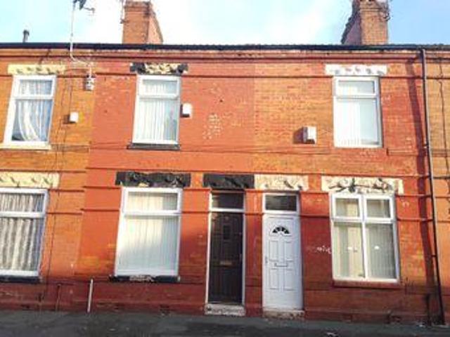 3 Bedrooms Terraced house for rent in Maida Street, Manchester M12