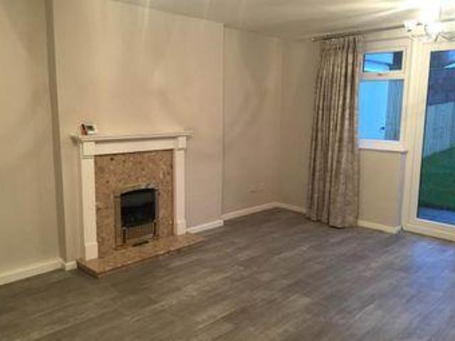 3 Bedrooms Terraced house for rent in Malt Close, Harborne, Birmingham B17