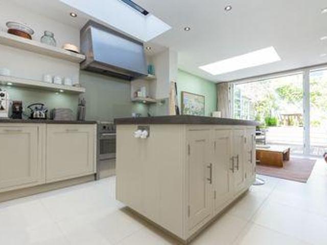 3 Bedrooms Terraced house for rent in Masbro Road, London W14