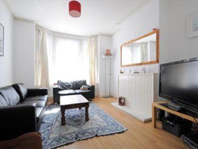 3 Bedrooms Terraced house for rent in Marmont Road, London SE15