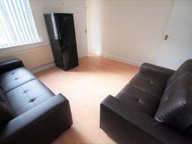 3 Bedrooms Terraced house for rent in Monks Road, Coventry CV1