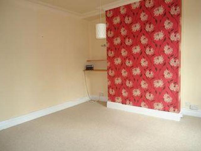 3 Bedrooms Terraced house for rent in Norman Street, Kirkstall, Leeds LS5