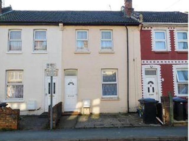 3 Bedrooms Terraced house for rent in North Road, Woking GU21