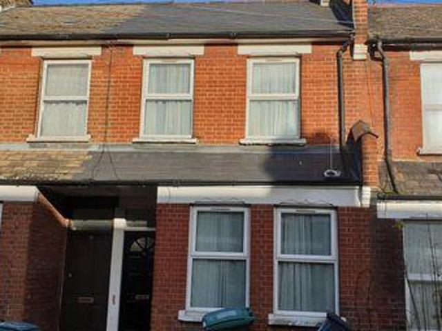 3 Bedrooms Terraced house for rent in Oulton Road, London N15