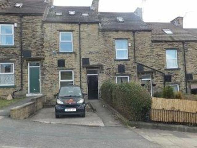3 Bedrooms Terraced house for rent in Oxford Road, Bradford BD2