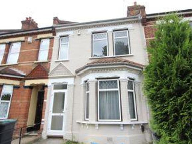 3 Bedrooms Terraced house for rent in Old Road West, Gravesend, Kent DA11