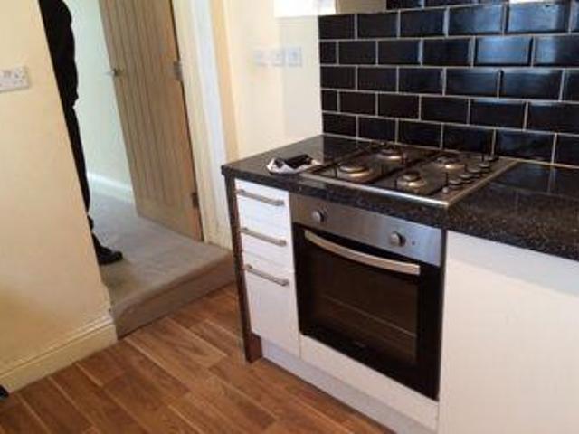 3 Bedrooms Terraced house for rent in Augurs Lane, Plaistow E13