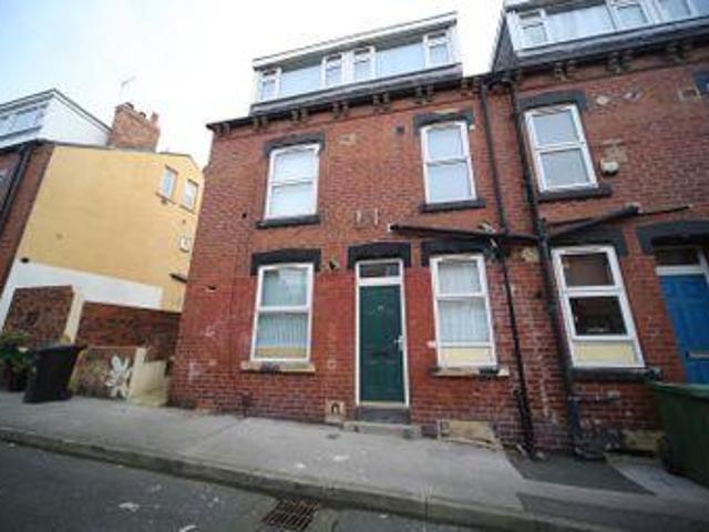 3 Bedrooms Terraced house for rent in Autumn Street, Hyde Park, Leeds LS6