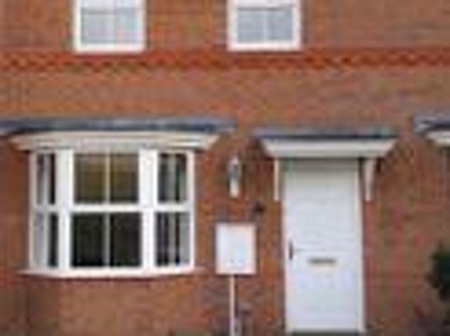 3 Bedrooms Terraced house for rent in Abbeyfields, Bedford MK42