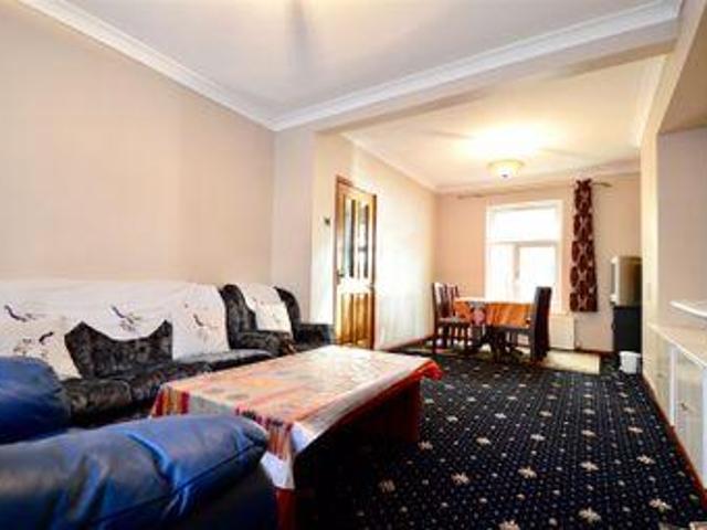 3 Bedrooms Terraced house for rent in Arthur Street, Gravesend DA11