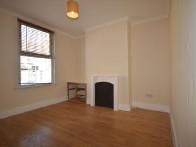 3 Bedrooms Terraced house for rent in Burnt Oak Terrace, Gillingham ME7