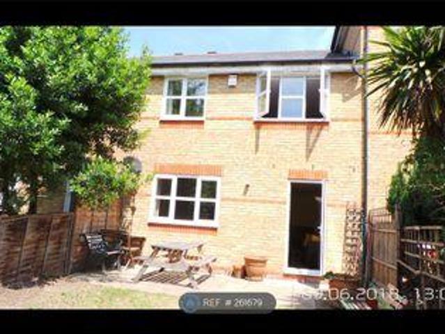 3 Bedrooms Terraced house for rent in Basevi Way, London SE8