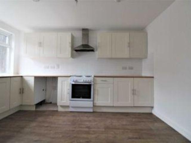 3 Bedrooms Terraced house for rent in Barth Road, London SE18