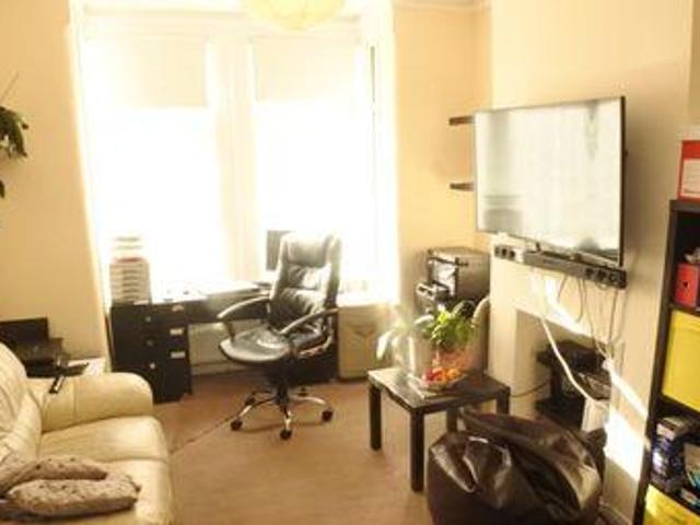 3 Bedrooms Terraced house for rent in Bateman Road, London E4