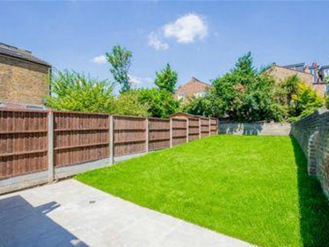 3 Bedrooms Terraced house for rent in Bathurst Gardens, Kensal Rise, London NW10