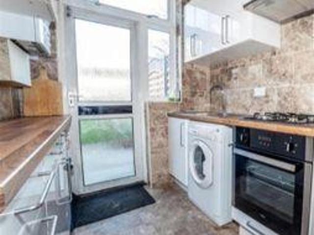 3 Bedrooms Terraced house for rent in Beckway Road, London SW16