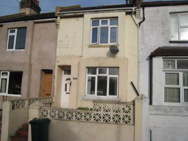 3 Bedrooms Terraced house for rent in Bear Road, Brighton BN2