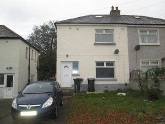 3 Bedrooms Terraced house for rent in Beech Crescent, Bradford, West Yorkshire BD3